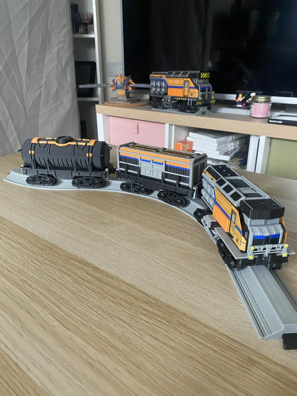 Satisfactory Train Cart + Tracks - Free 3D Print Model - MakerWorld