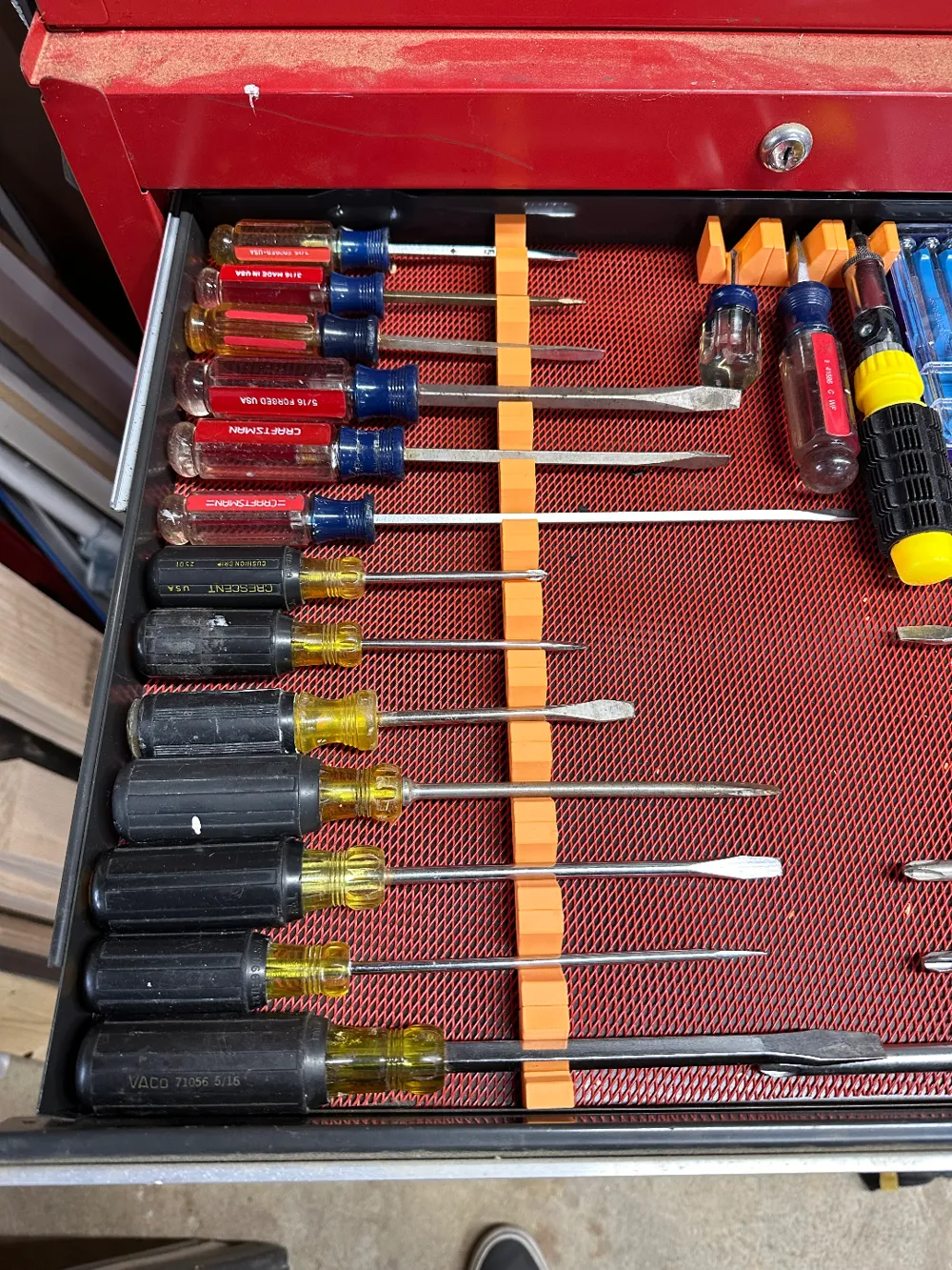 Screwdriver (tool) Draw Organizer by staylor1007 MakerWorld: Download ...