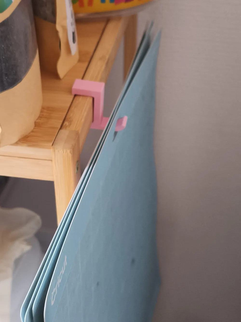 Cricut Maker Mats Hanger - Free 3D Print Model - MakerWorld