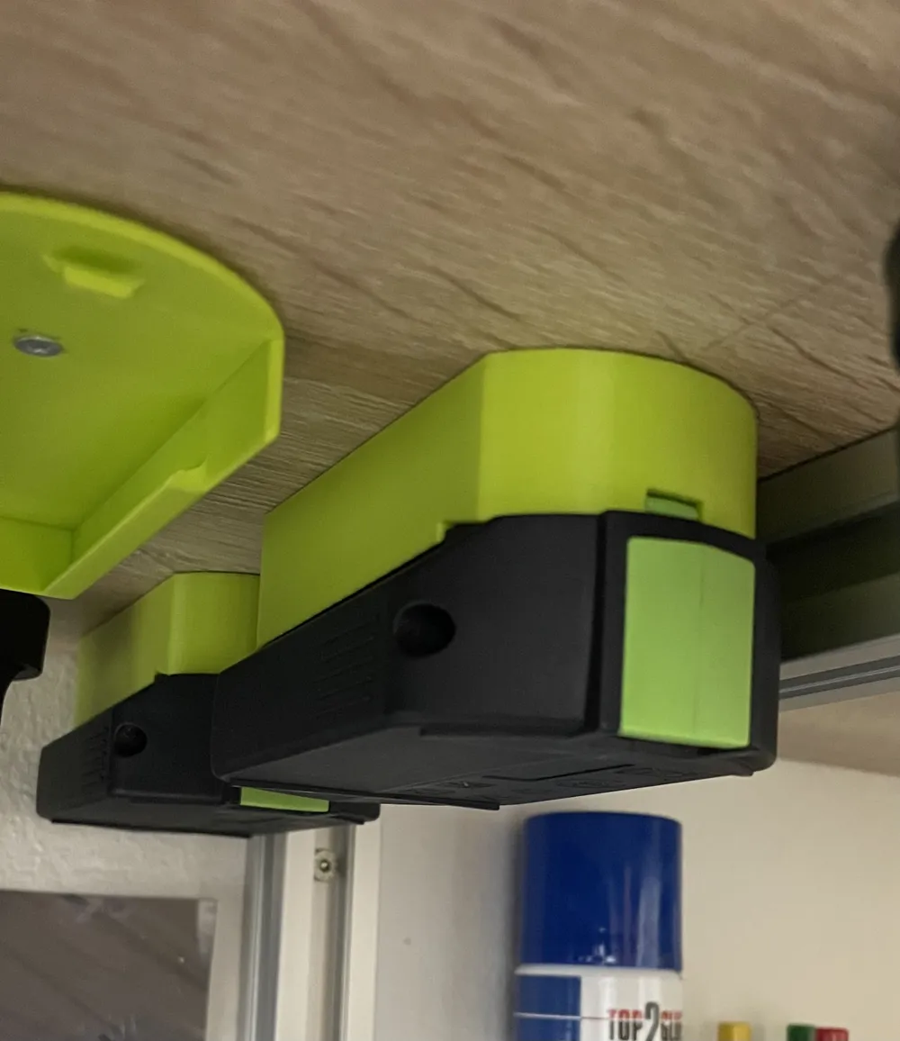 Akku Wandhalter Festool BP-XS / Battery wall holder by Jenson.hainke ...