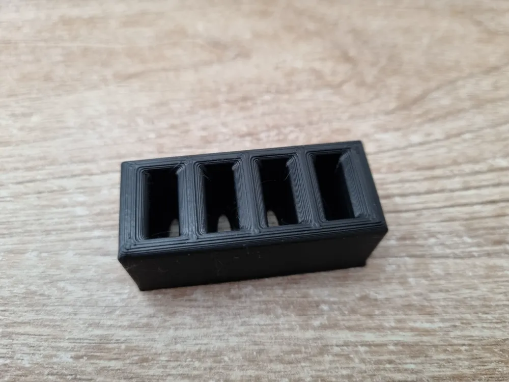 Fast and easy to print USB holder for 4 USB sticks by patrik0504 ...