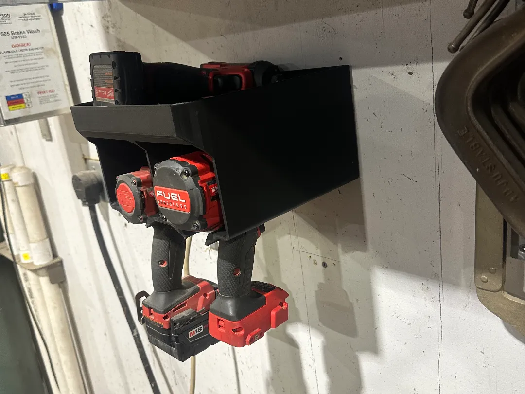 väggfäste för borrmaskin med hylla av user_3383338586 MakerWorld ...