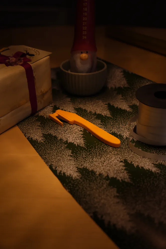 Razorblade Paper Slicer - Free 3D Print Model - MakerWorld