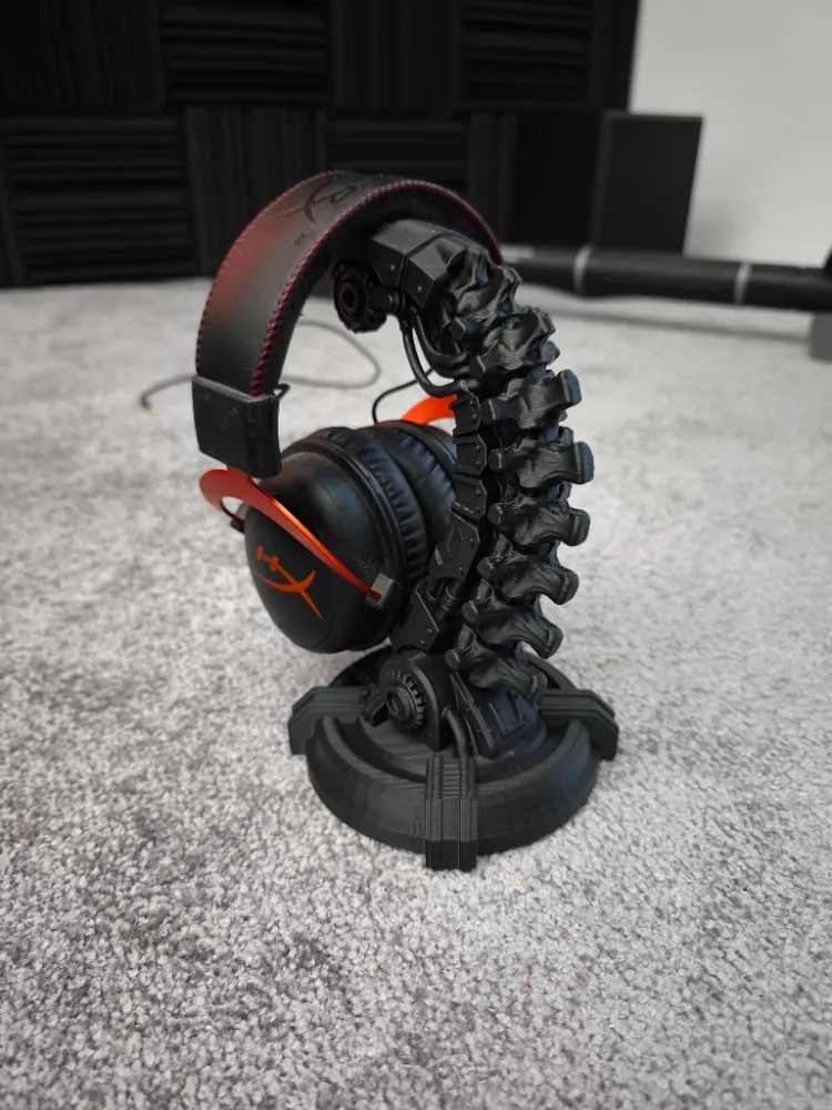 Xenomorph Inspired Headphone Stand – Biomechanical - Free 3D Print ...