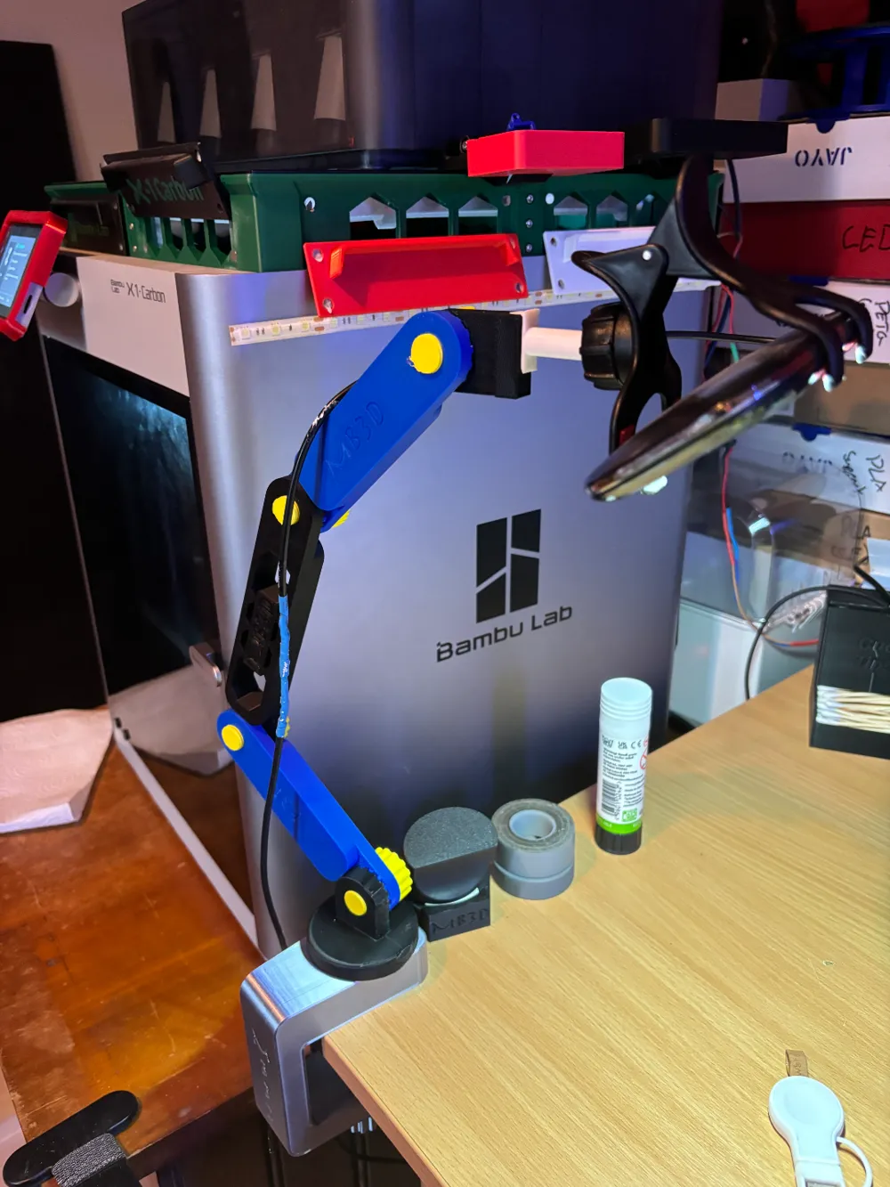 Desk articulating mobile phone/Light arm. by MB3D X1C - MakerWorld