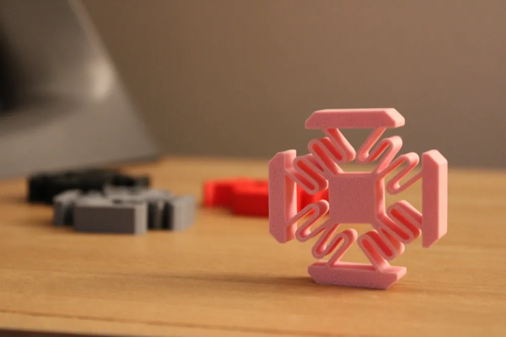 Shapeshift Fidget by kreitzn MakerWorld: Download Free 3D Models