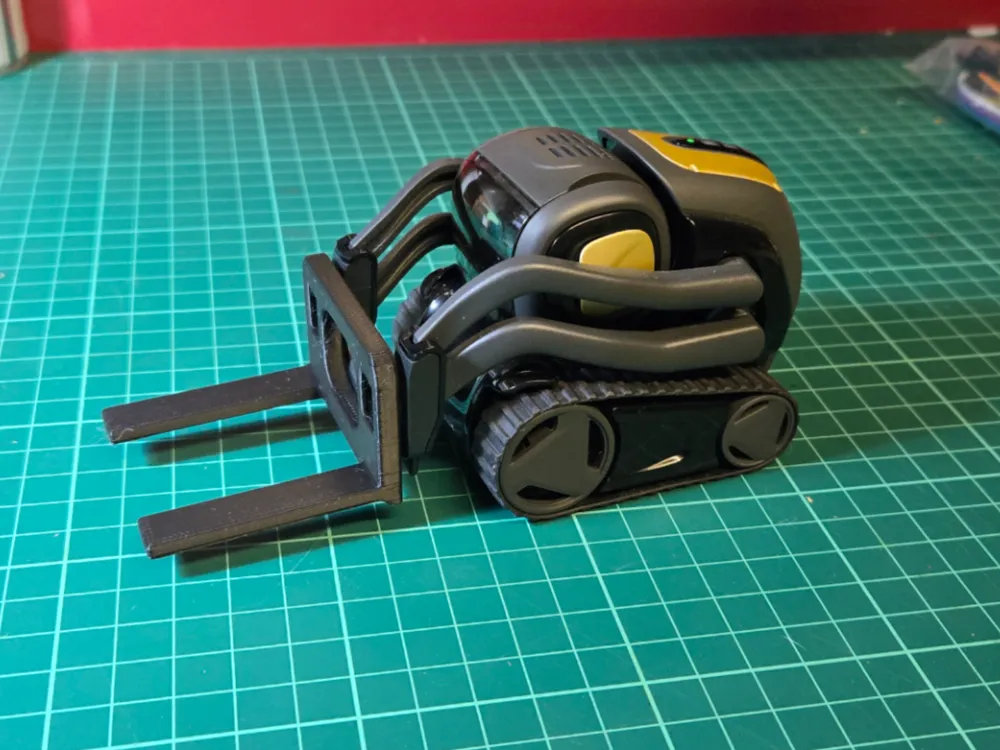 Anki Vector Fork Attachment by kevr102 - MakerWorld