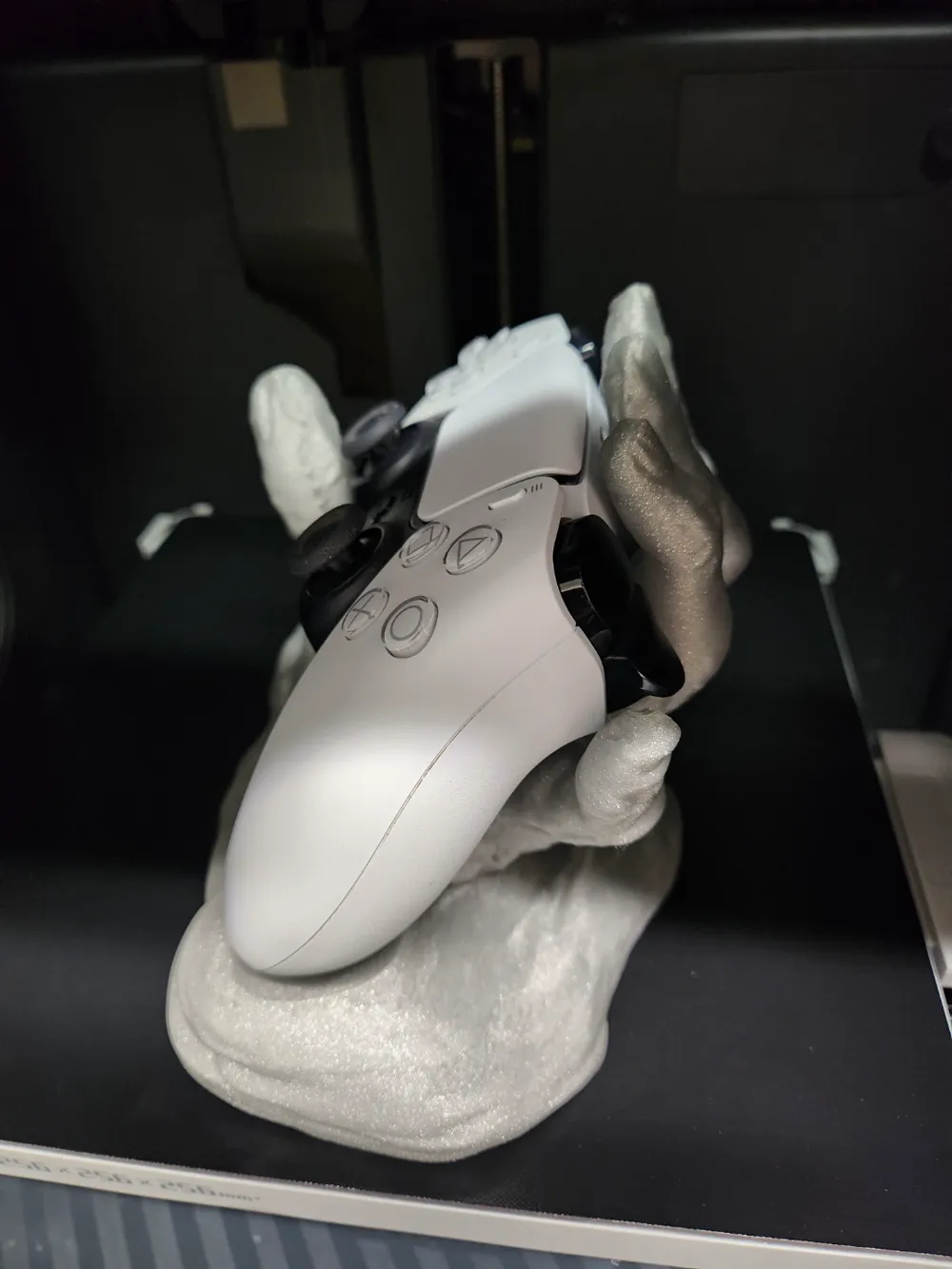 Playstation 5 Zombie hand controller holder by uni3Dworld MakerWorld ...