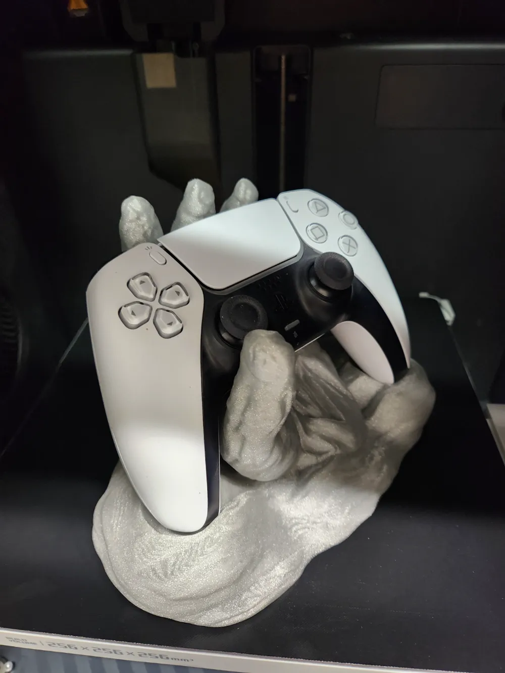 Playstation 5 Zombie hand controller holder by uni3Dworld MakerWorld ...