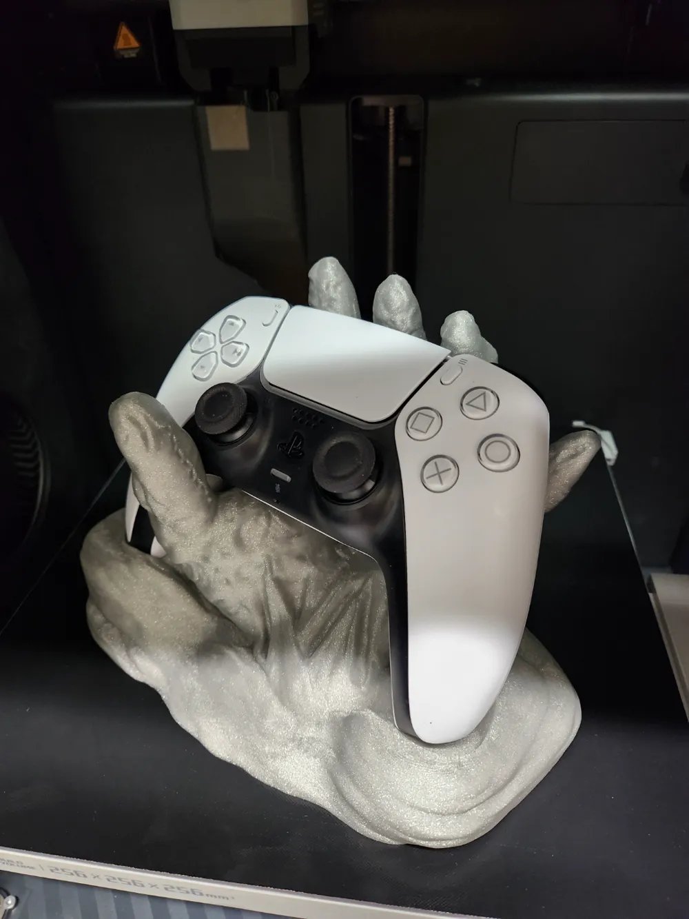 Playstation 5 Zombie hand controller holder by uni3Dworld MakerWorld ...