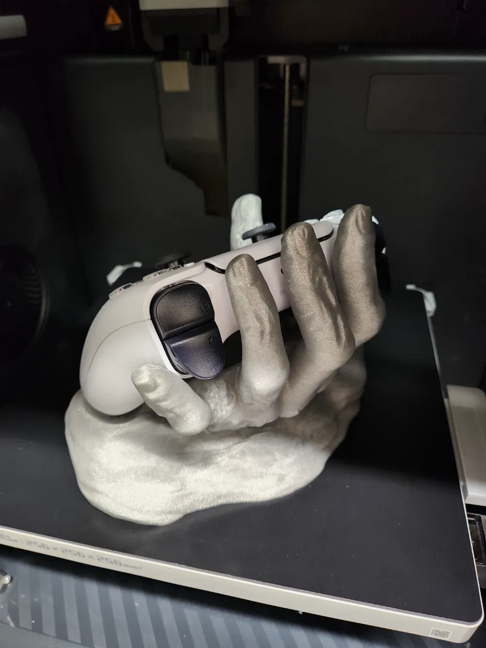 Playstation 5 Zombie hand controller holder by uni3Dworld MakerWorld ...