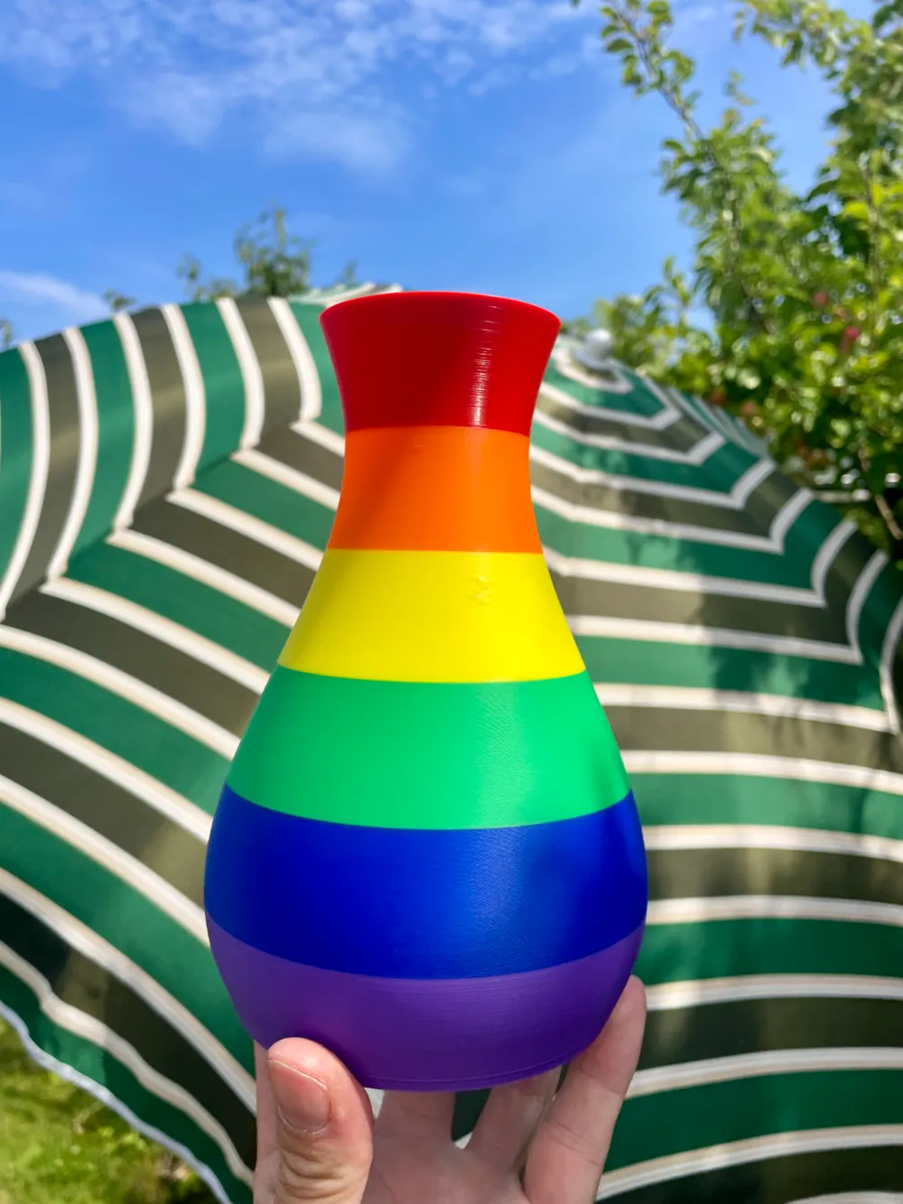 Rainbow Vase by gadjet - MakerWorld