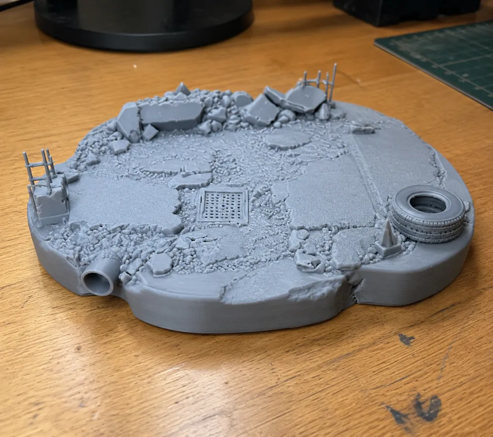 AFTER THE FALL 末日废土情景模型底座 - 免费 3D 打印模型 - MakerWorld