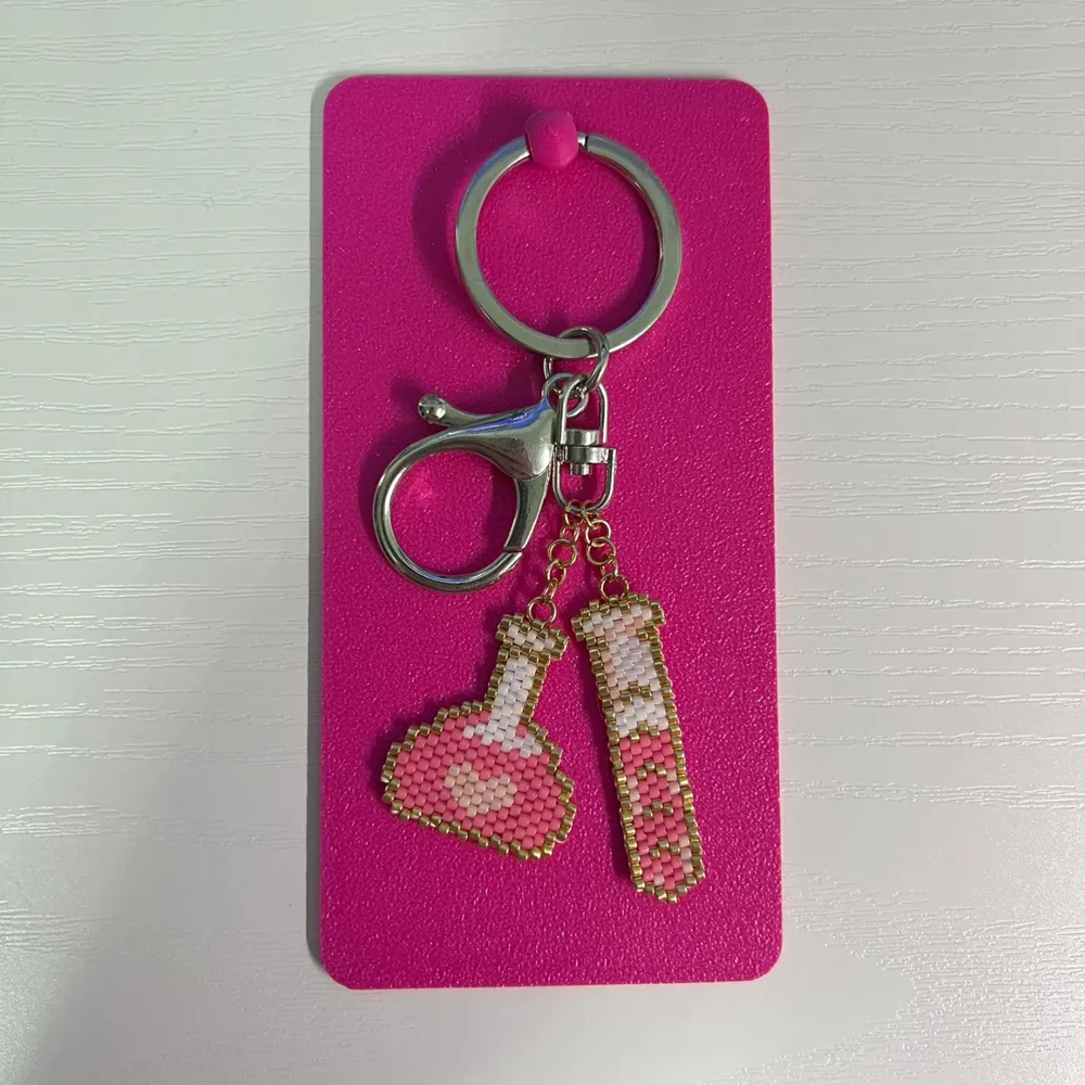 Keychain Display by Butters - MakerWorld