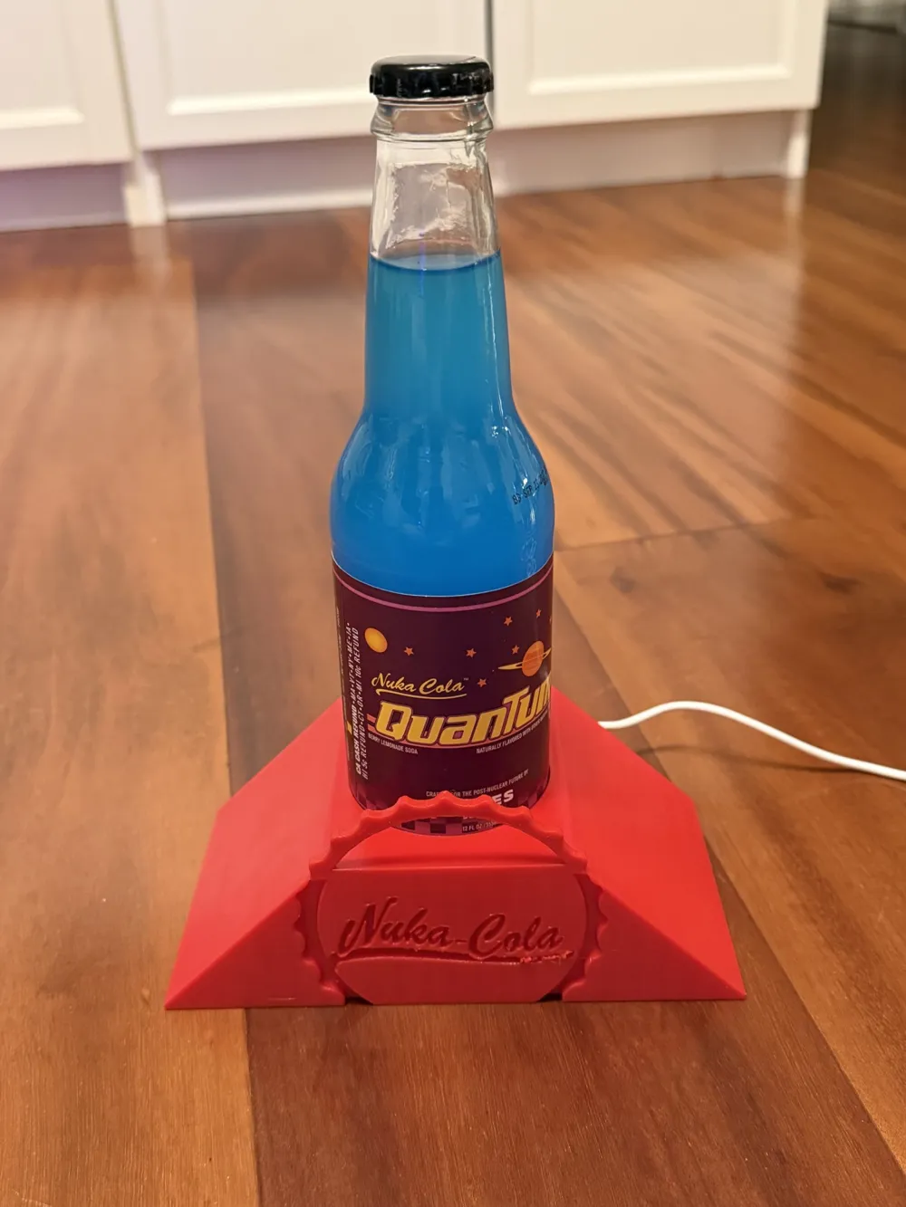 FALLOUT suporte iluminado para garrafa jones nuka cola quantum - Modelo ...