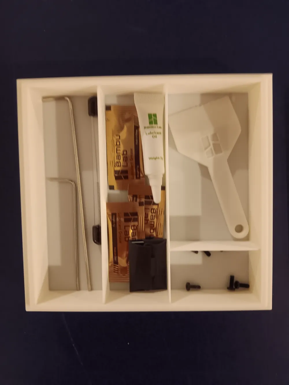 Bambu Lab Toolkit Box for A1 mini by Bob The Cow MakerWorld: Download ...