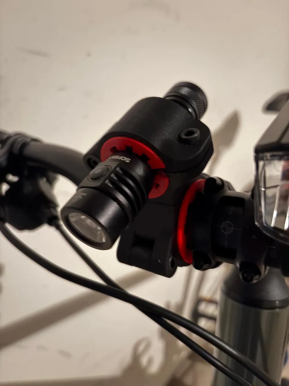 FlashMount - Bike light mount - Free 3D Print Model - MakerWorld