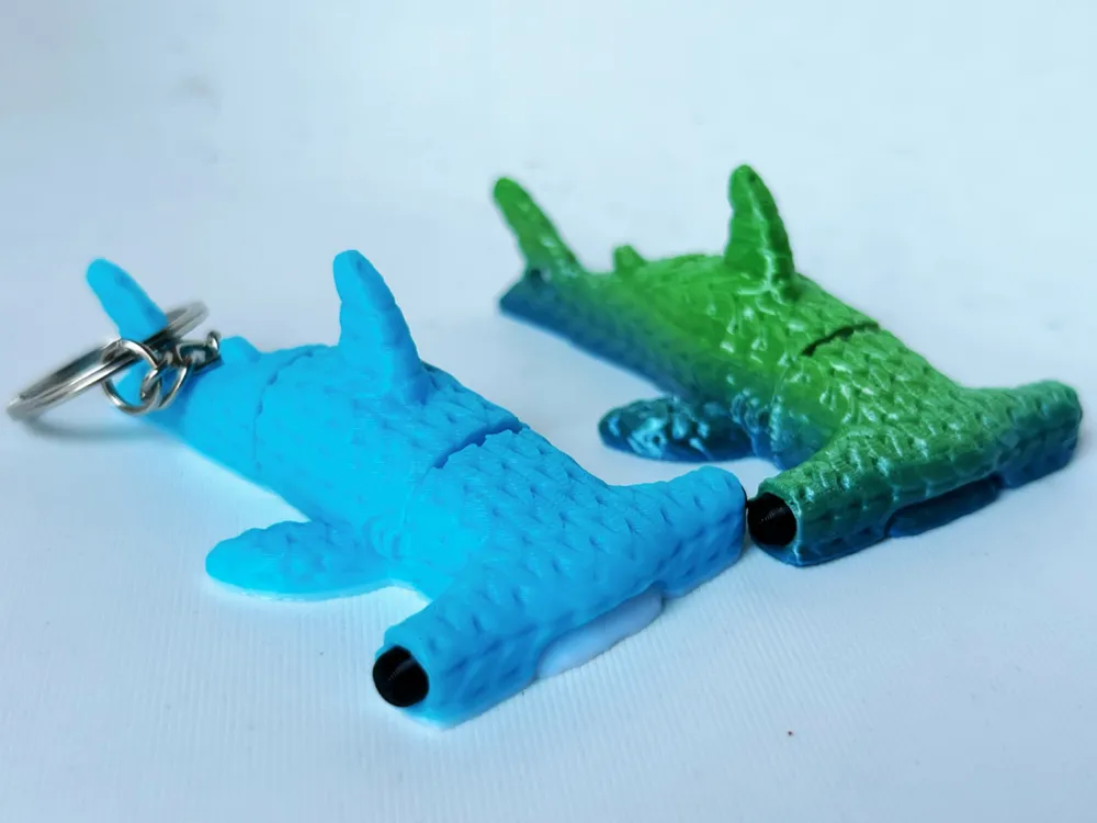Articulated Knit Hammerhead Shark Keychain by ASTAR MakerWorld ...