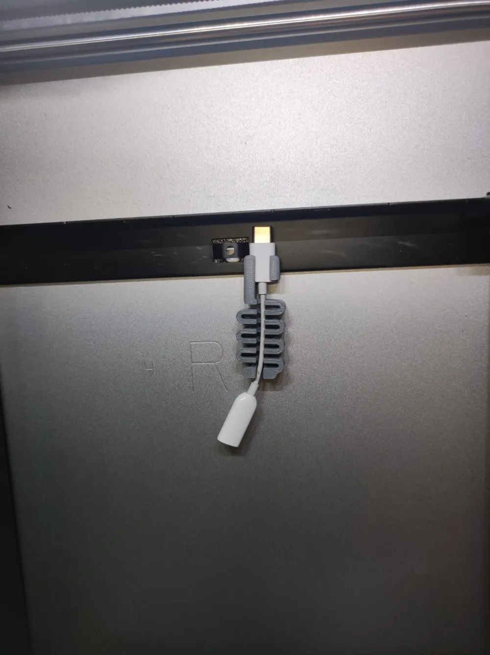 UNIVERSAL USB CABLE SAVER by Engineering Projects MakerWorld: Download ...