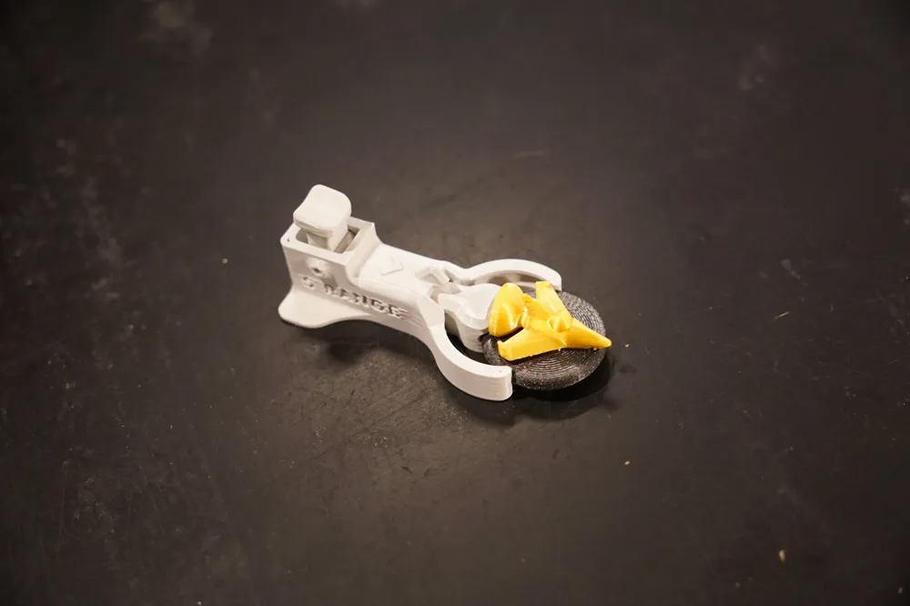 Space Racers - Short range shooter - Free 3D Print Model - MakerWorld