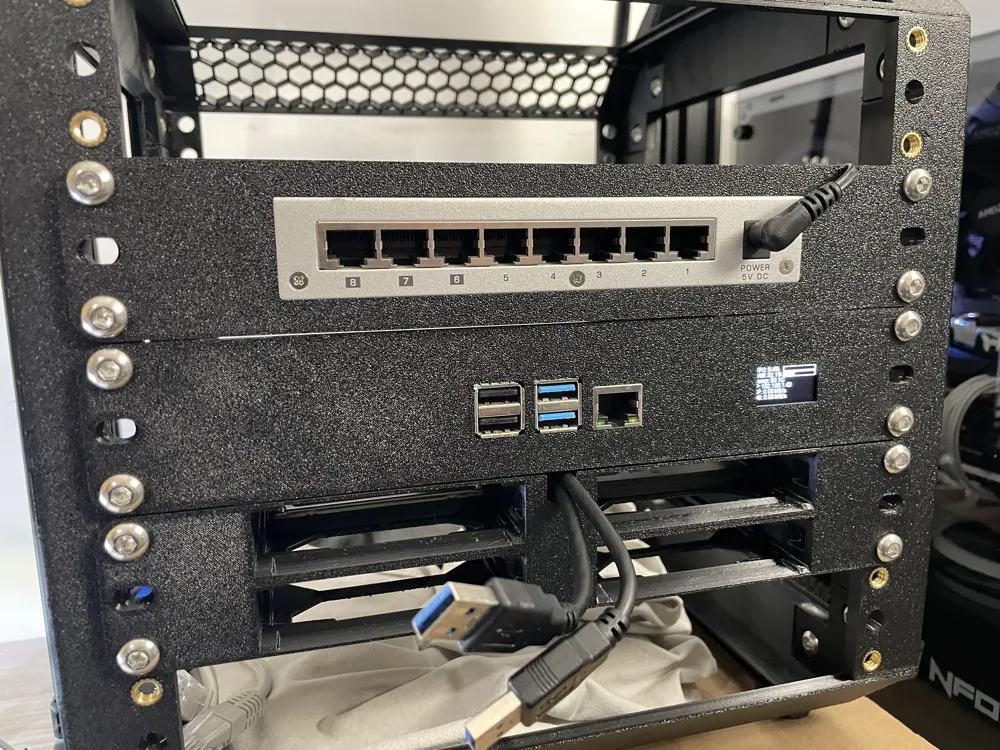 10" Rack Mount Raspberry Pi 4 + OLED 128×64 - Free 3D Print Model ...