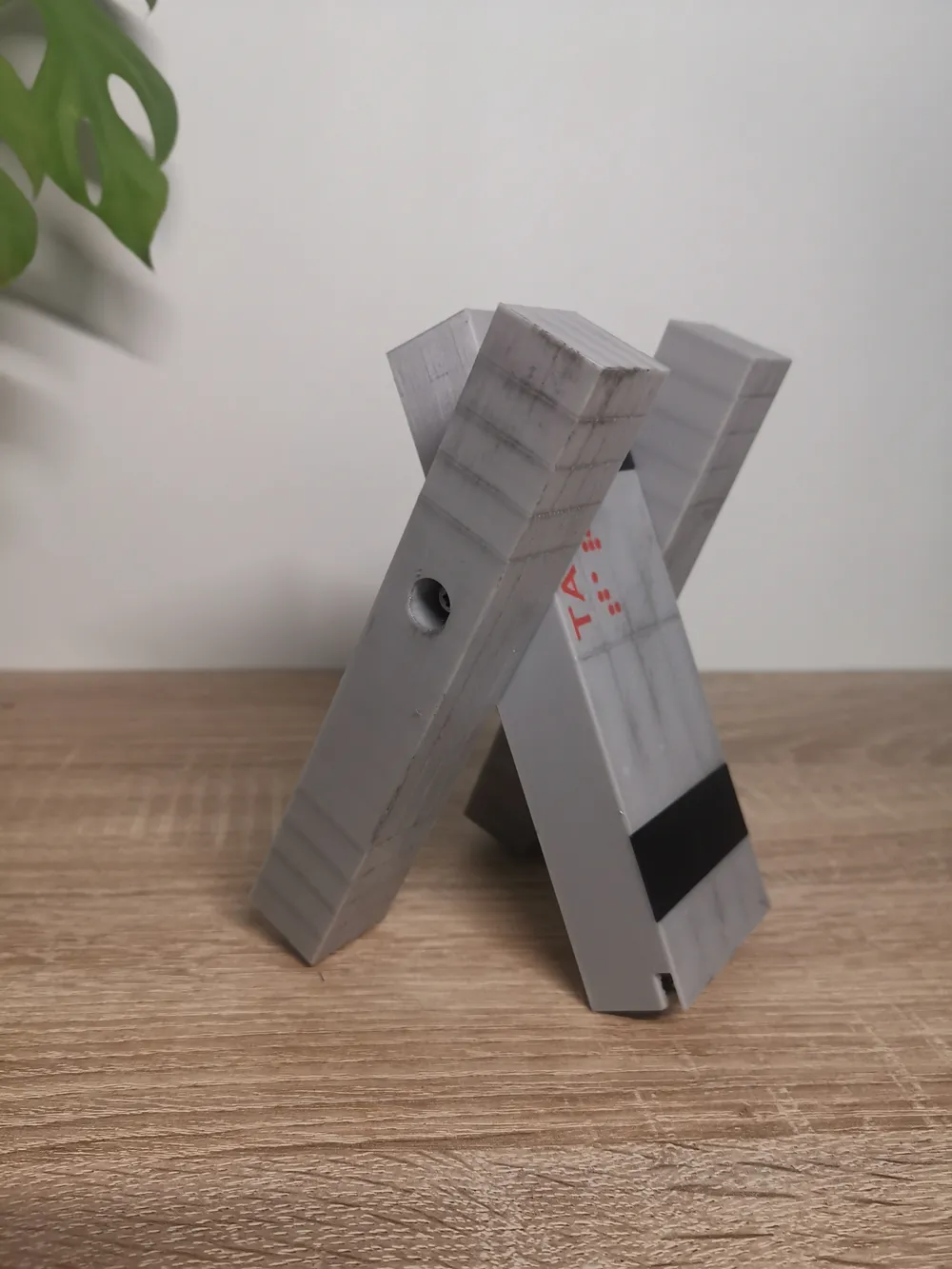 Reloj de pantalla TARS Interstellar basado en Arduino - Modelo de ...