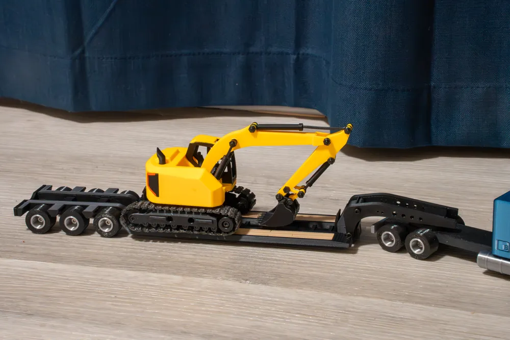 1/64 Scale Lowboy Trailer (No AMS) - Free 3D Print Model - MakerWorld