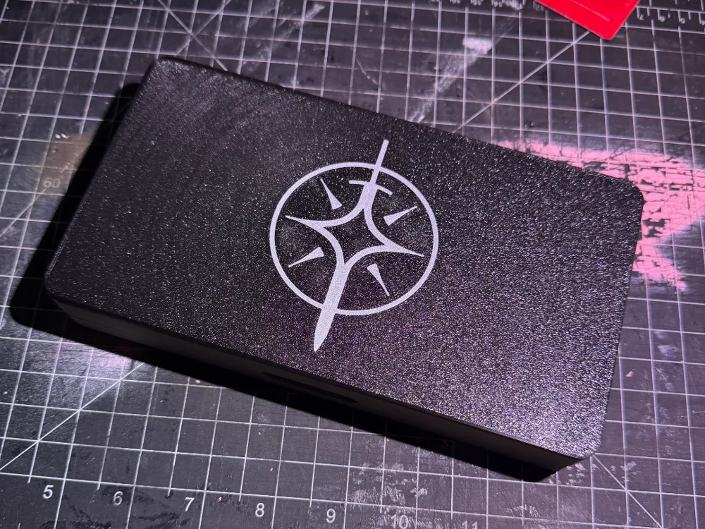 Stormlight Archive Polyhedral Dice Box & Tray - Free 3D Print Model - MakerWorld