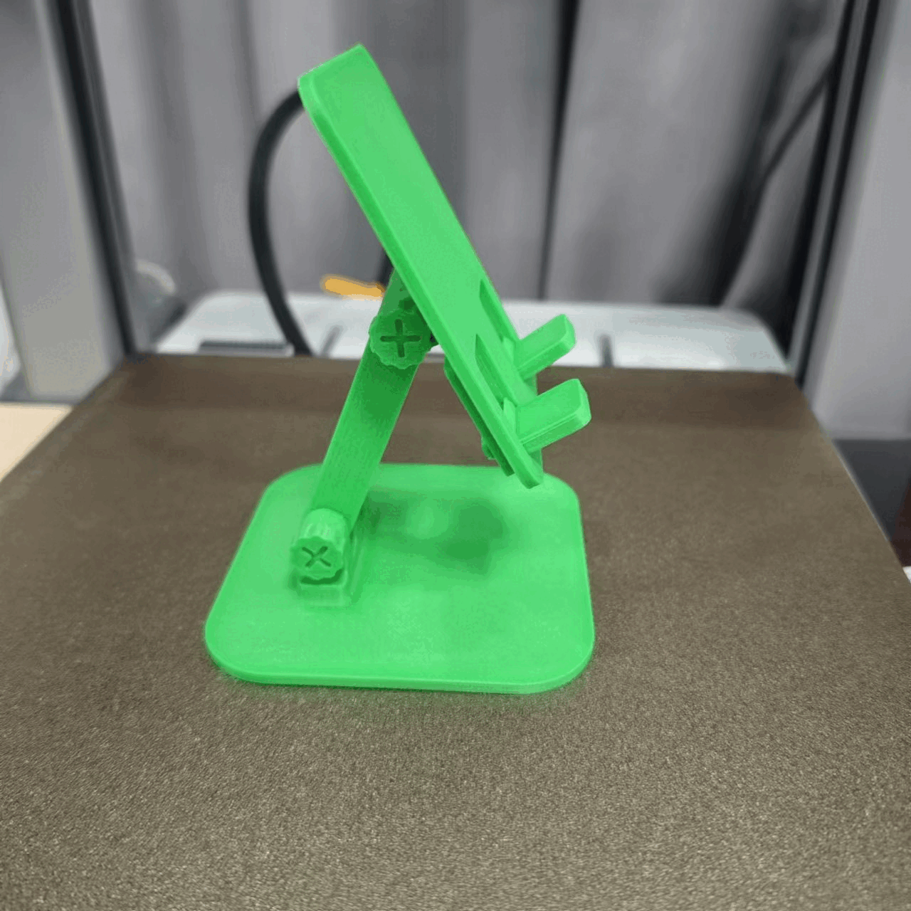 Foldable Phone Stand by atansMakerWorld: Download Free 3D Models