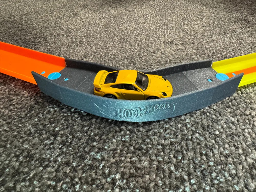 Hot Wheels 45° Curve by LBM1929 - MakerWorld