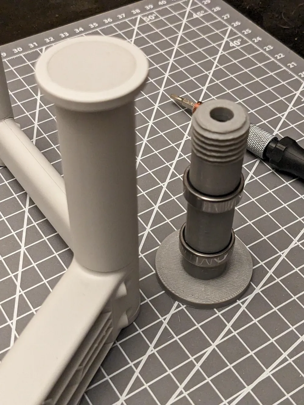 Smooth A1/A1 Mini spool holder by JohnPepsi - MakerWorld