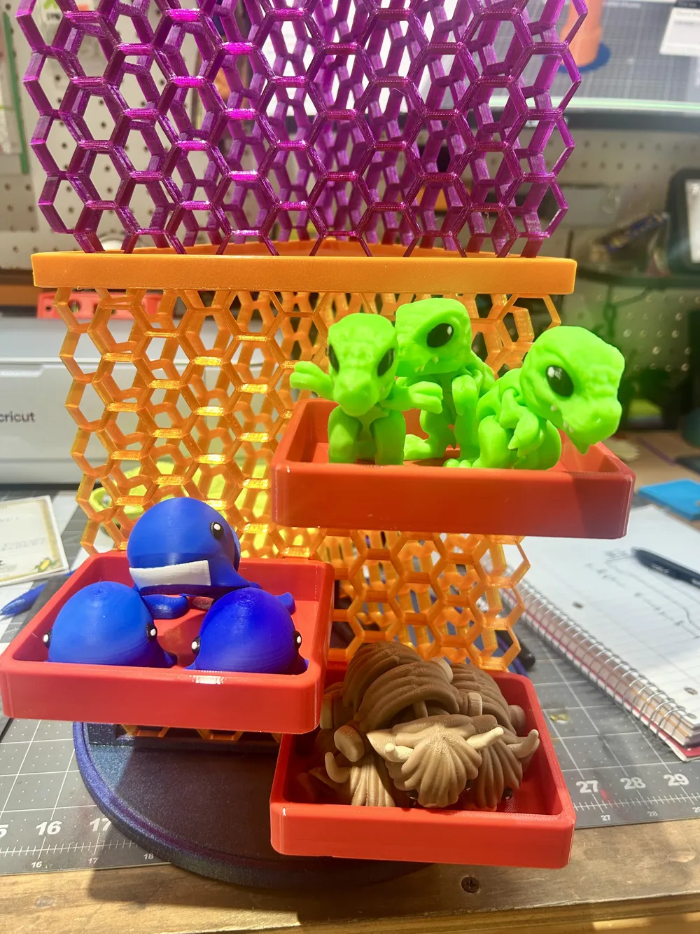 HSW Rotating Modular Display Stand by downeast3d MakerWorld: Download ...