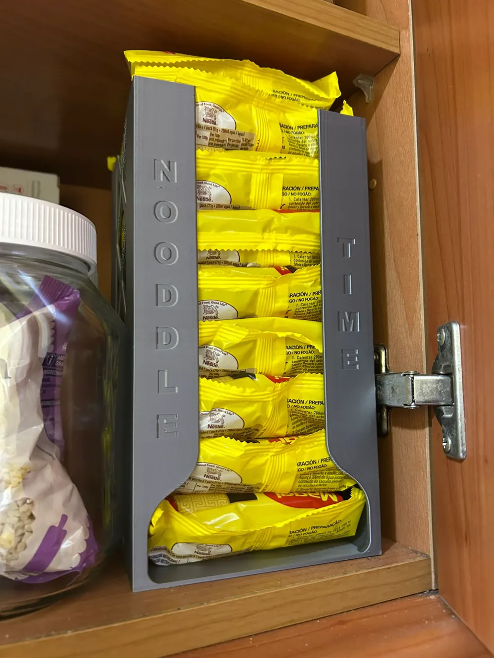 Noodle box dispenser by Rival Xan - MakerWorld