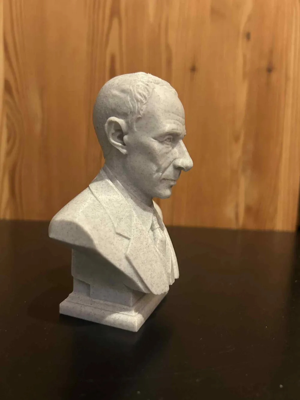 Julius Robert Oppenheimer – Büste – Kostenloses 3D-Druckmodell – MakerWorld