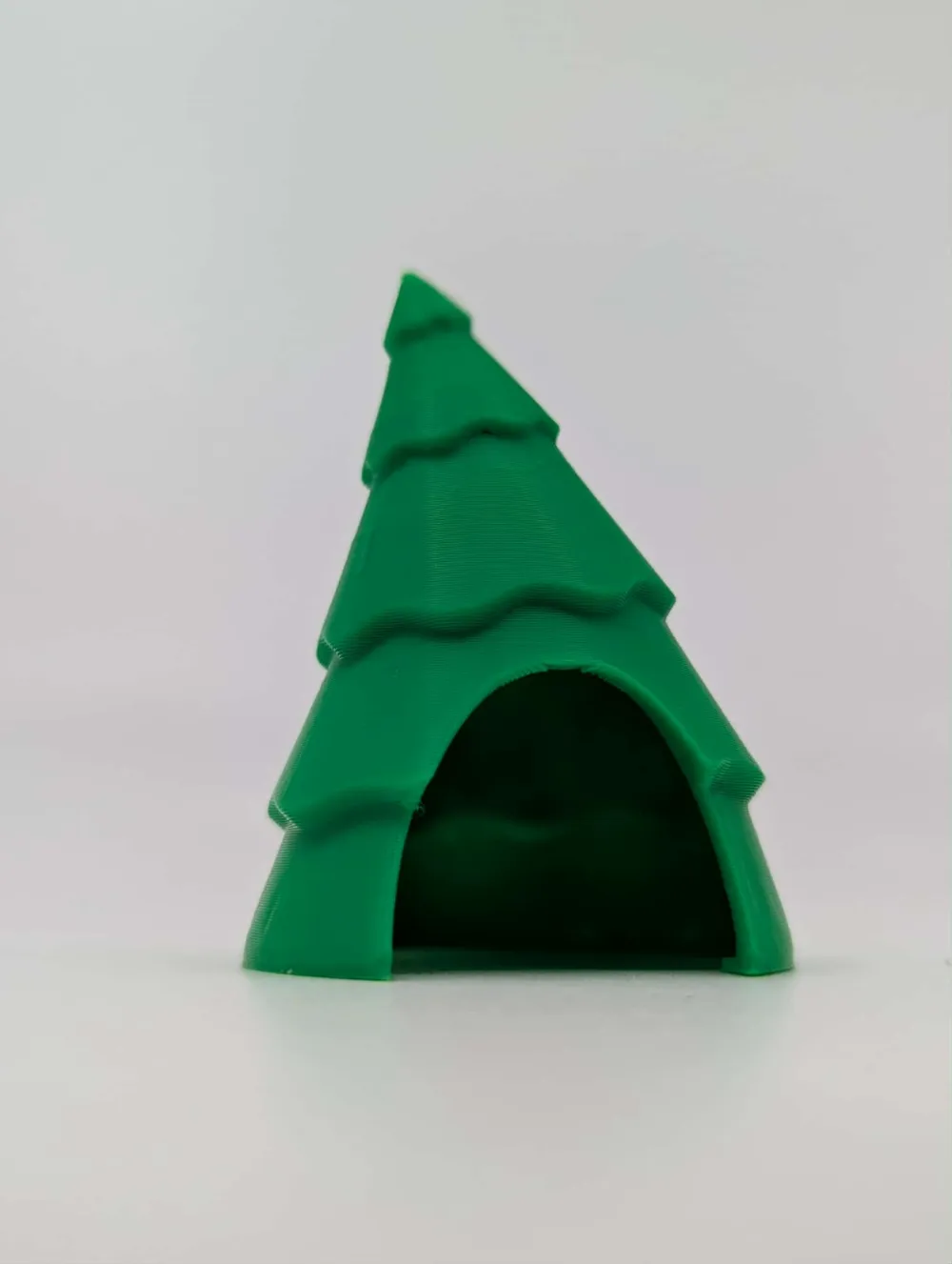 Christmas Tree Reptile Hide - Free 3D Print Model - MakerWorld