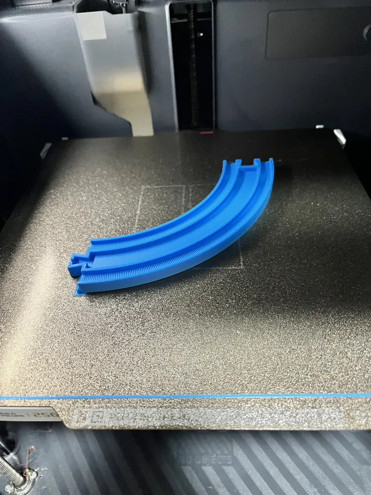 Tomy Train Track – Curved Track Piece 90 - Free 3D Print Model - MakerWorld