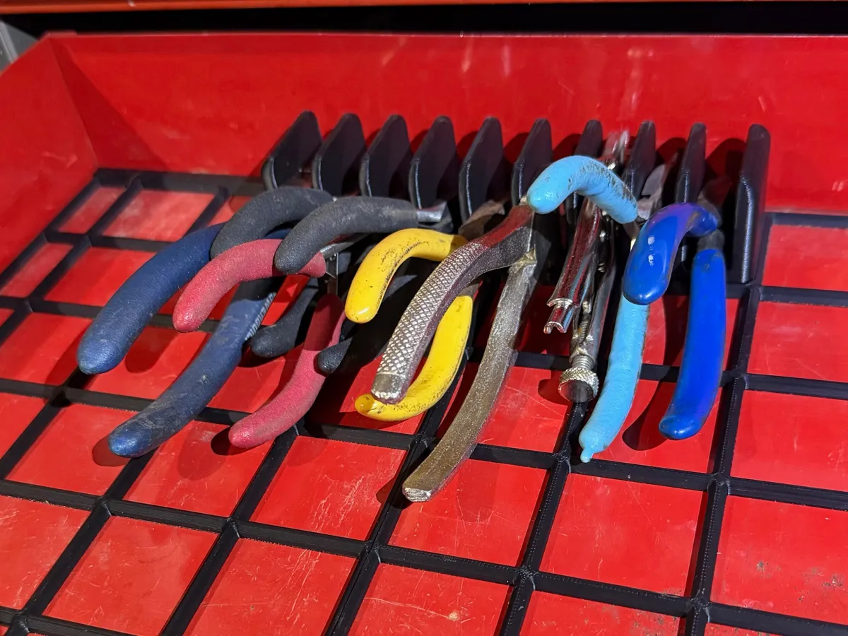 Gridfinity rack for 9 sets of Pliers - tall - Free 3D Print Model ...