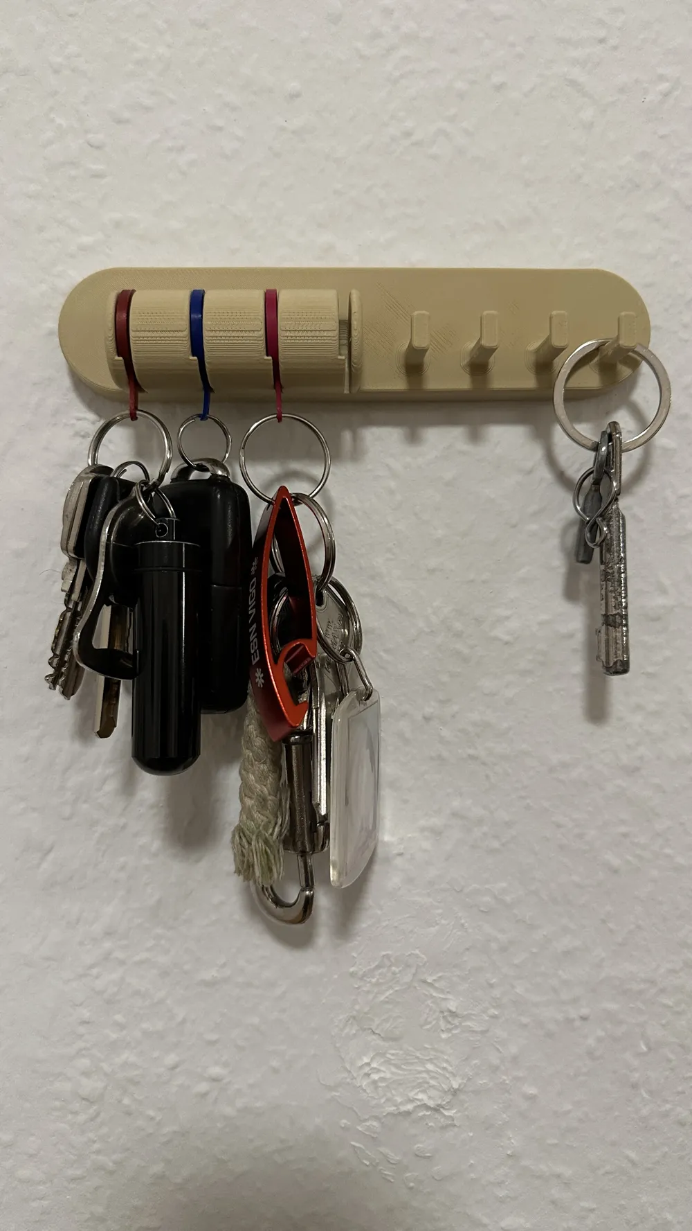 Multifunctional Key Rack - Free 3D Print Model - MakerWorld