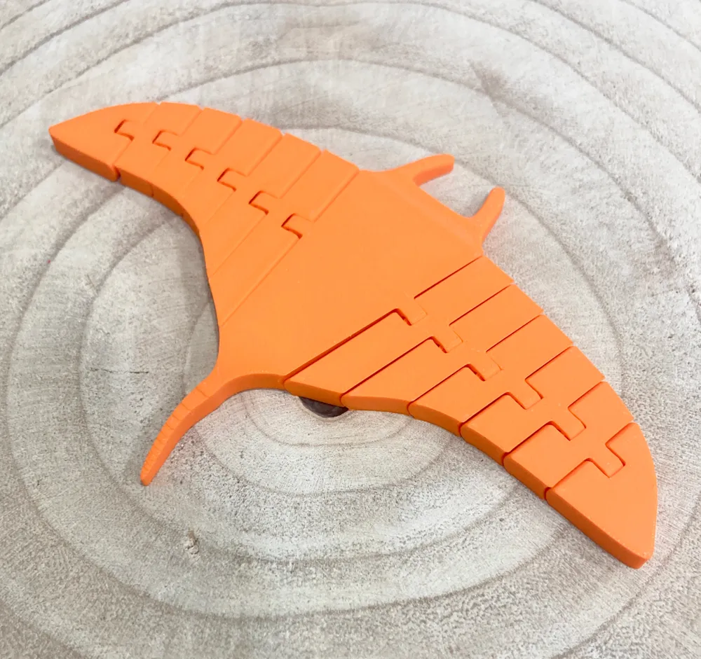 Articulated Manta Ray / Manta Raya Articulada by Franchescor - MakerWorld