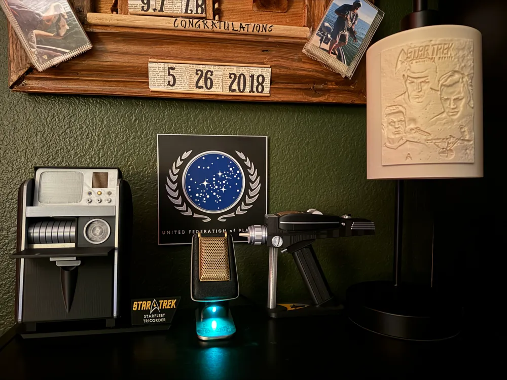 Star Trek Lithophane Lamp Shade by cheshire - MakerWorld