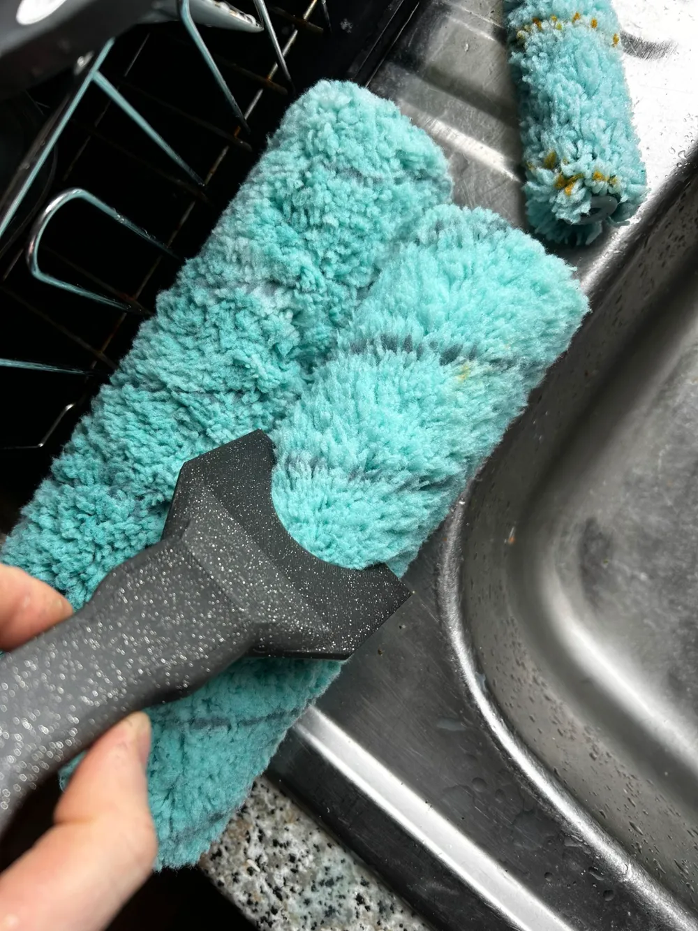 Paint roller scraper/cleaner (40min print) by Sam.moore.audio - MakerWorld