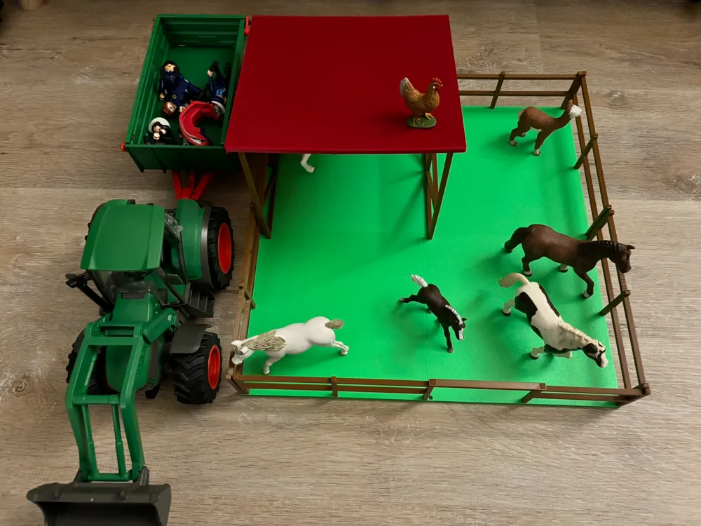 Schleich Paddock by Maddas MakerWorld: Download Free 3D Models
