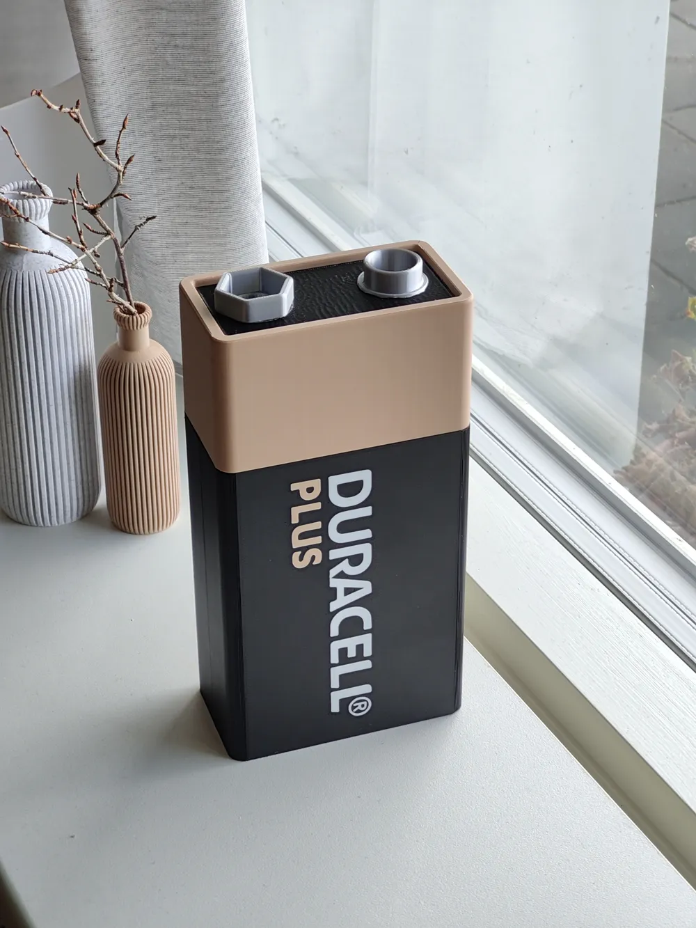 Duracell 9V Battery Recycling Bin by Thor Müller MakerWorld: Download ...