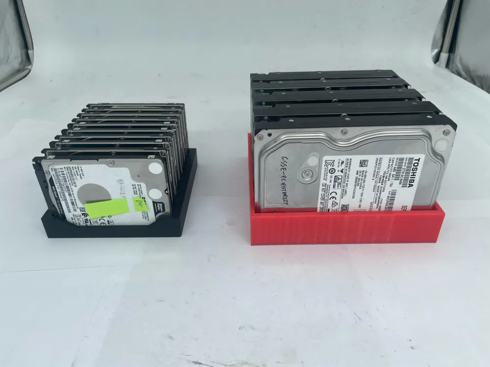 Horizontal SSD & HDD Holder by DxM engineering MakerWorld: Download ...