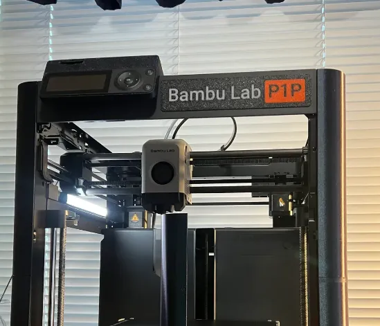 Bambu Lab P1P / P1S Badge by Michaela-SA - MakerWorld