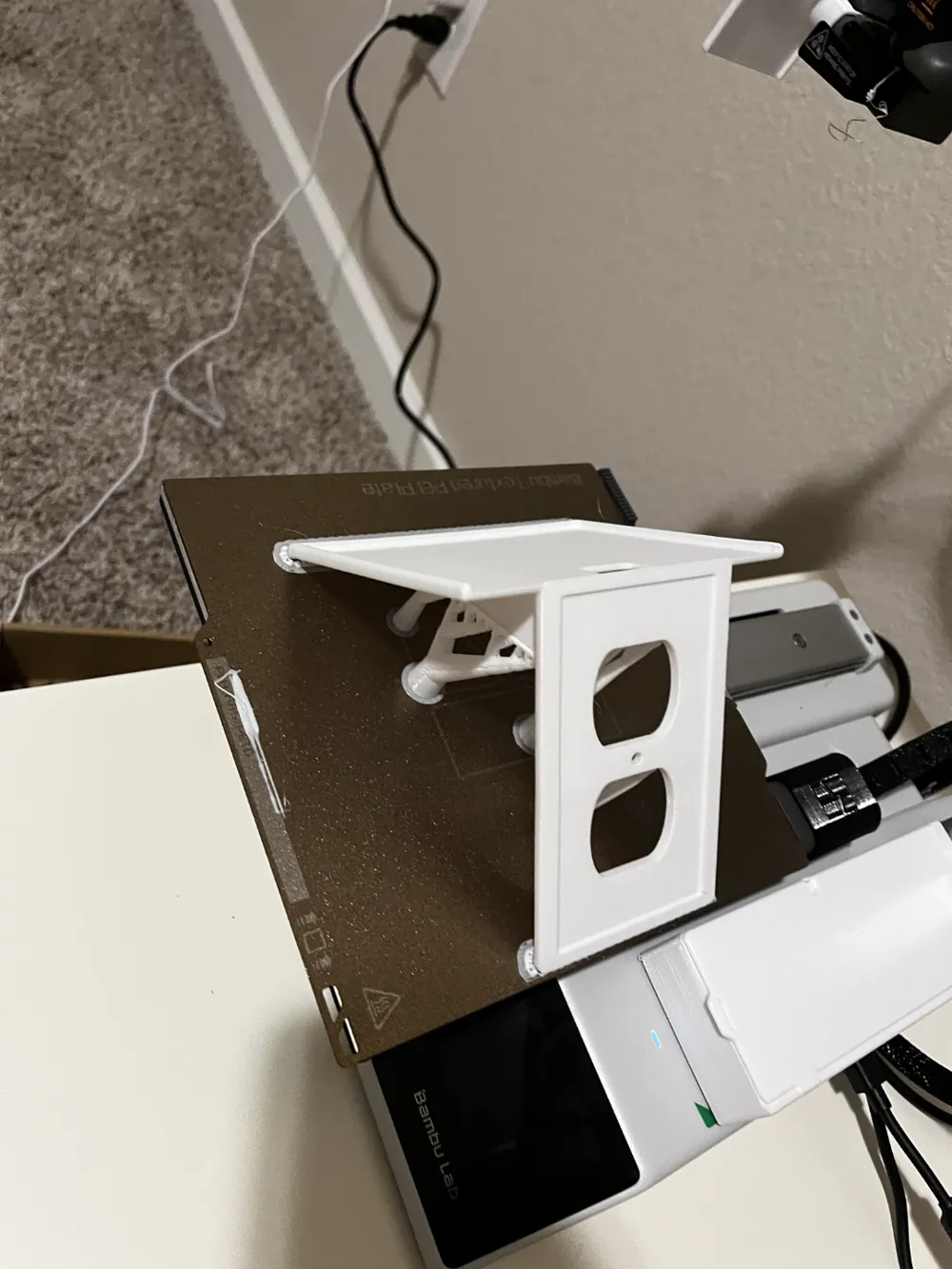 USA Electrical Outlet with top shelf with hole - Free 3D Print Model ...