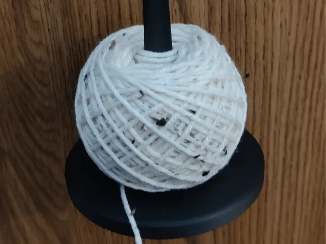 Yarn carrier by Syphander - MakerWorld