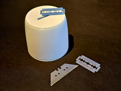 Disposable Blade Container - Free 3D Print Model - MakerWorld