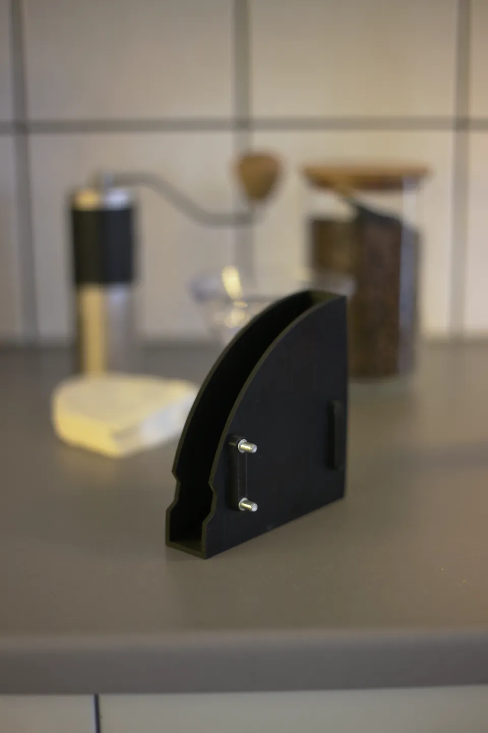 V60 Pour-Over Coffee Filter Holder by André - MakerWorld