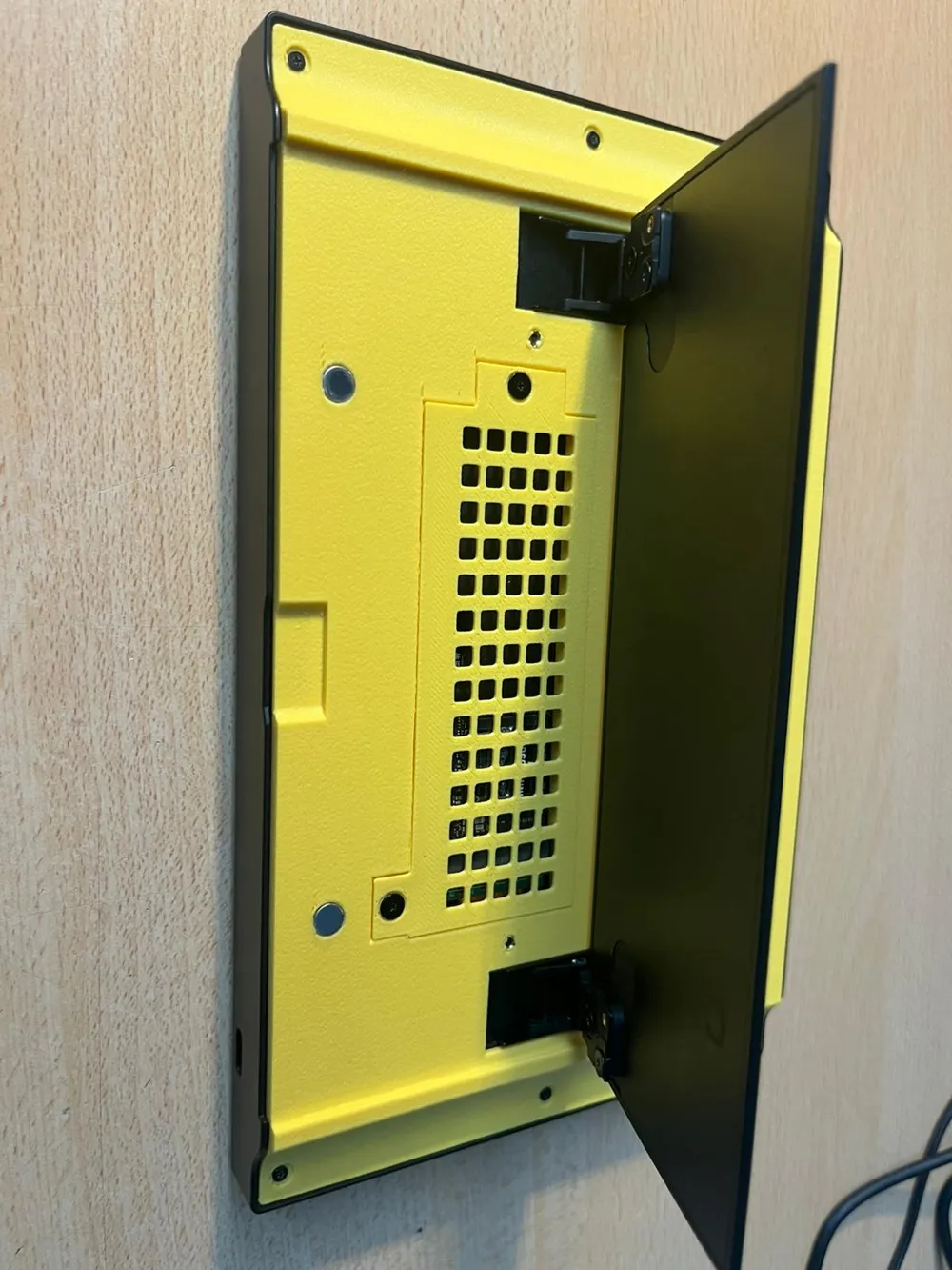 Lenovo Legion Go backplate by PatrickBlack MakerWorld: Download Free 3D ...